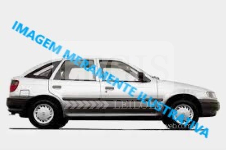 Um veículo Volkswagen Pointer GLI 2000, 2.0, bege, 1995/1995 Carros em ...